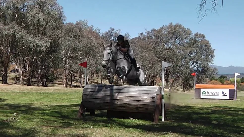 Lucy O'sullivan riding SANDFORD PARK BLUE STEEL 297 CCN1 Canberra ...
