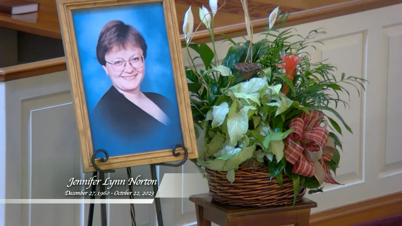 Jennifer Lynn Norton on Vimeo