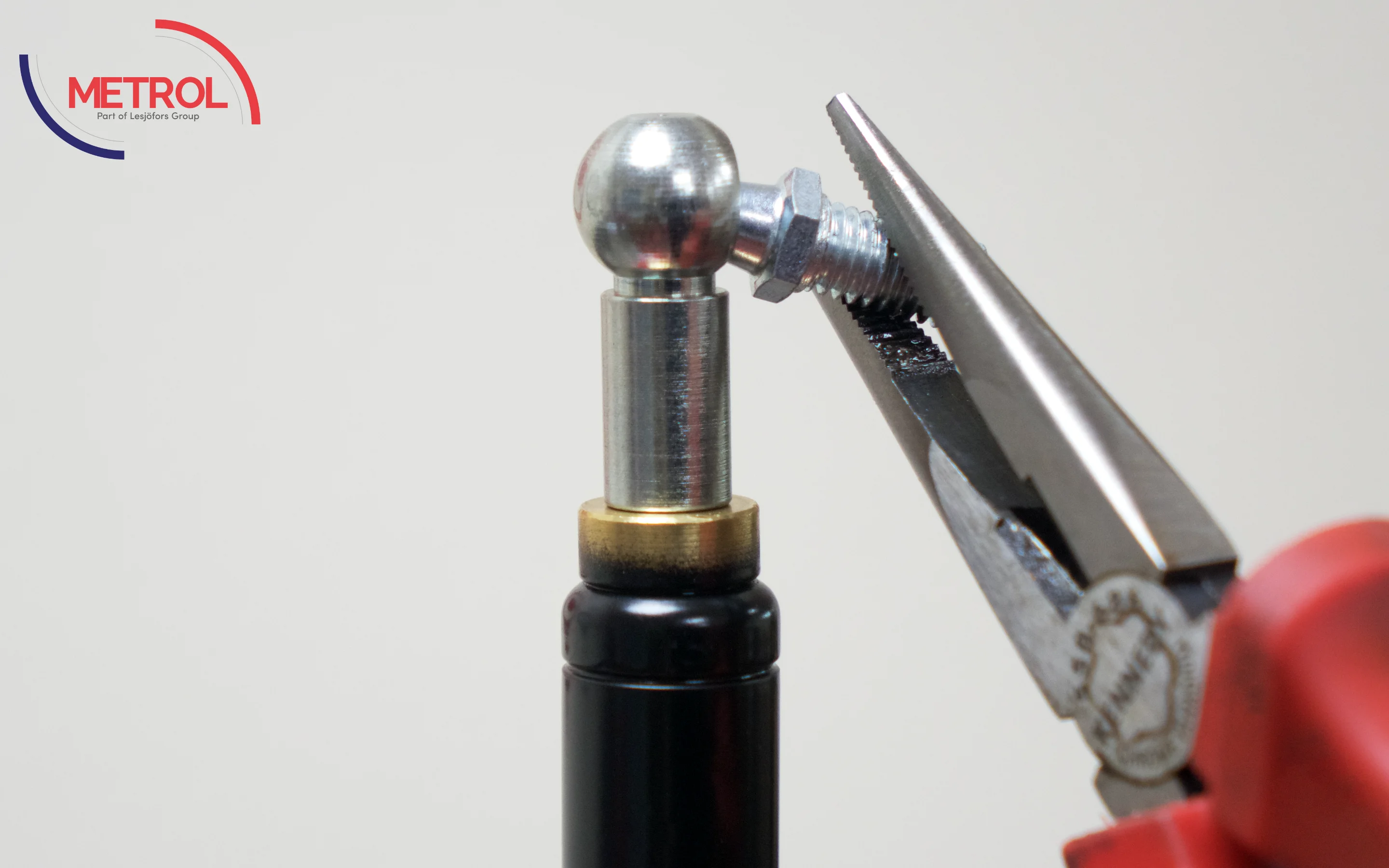 Metrol Springs | How to correctly install and secure a bracket onto a ...