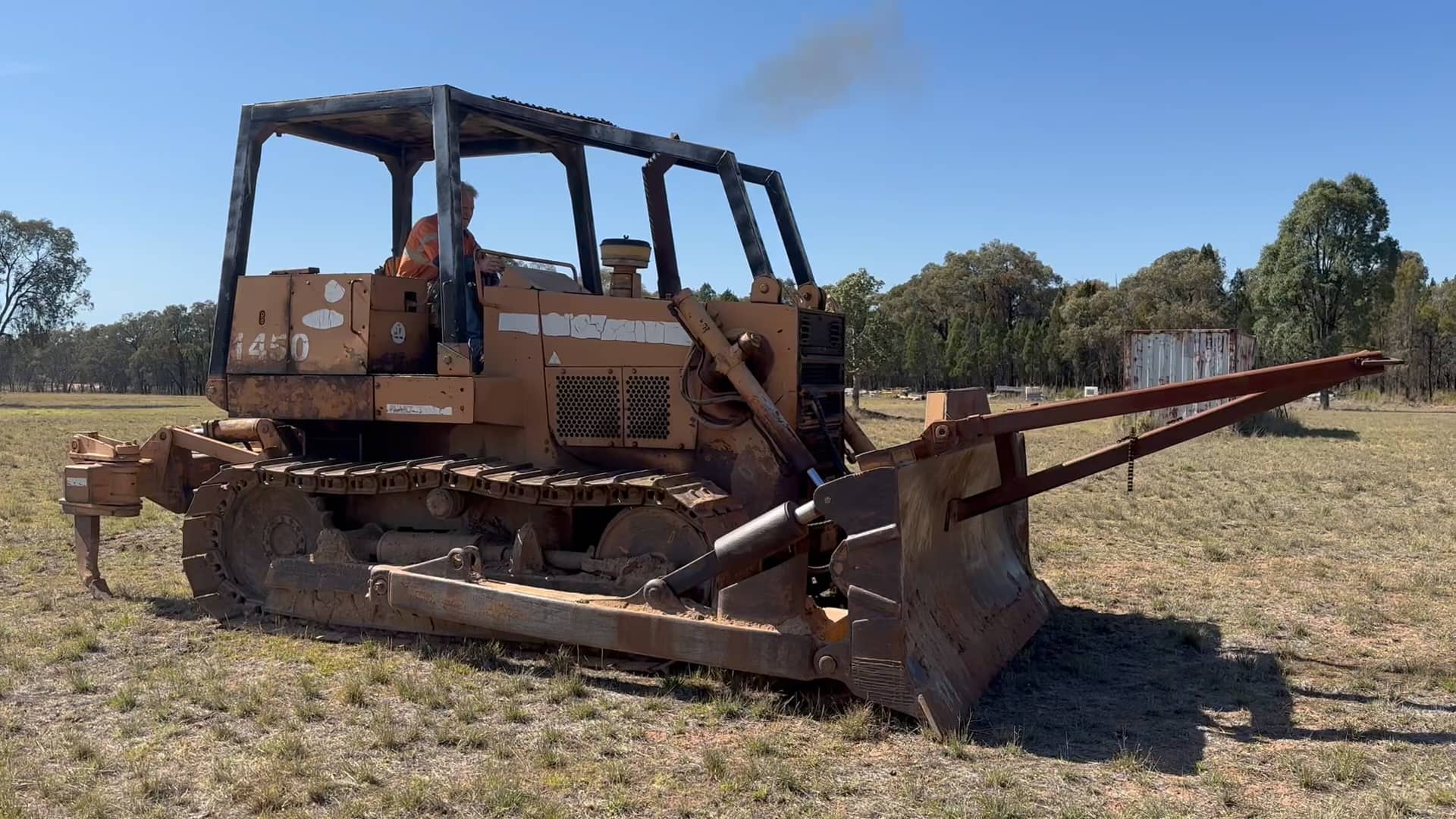 CASE 1450 Bulldozer on Vimeo