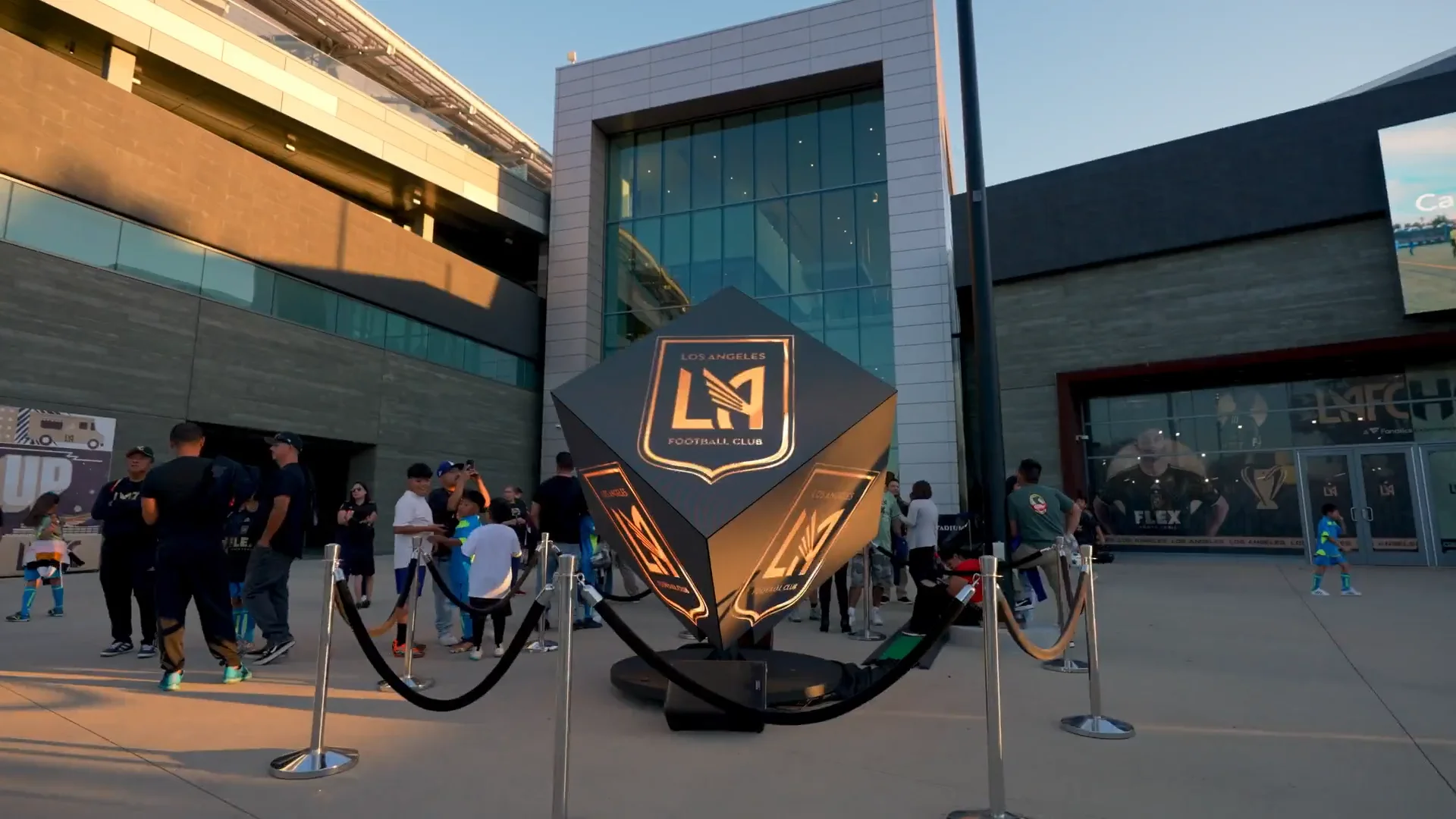 A3 Visual LED Cube: LAFC vs MNUFC