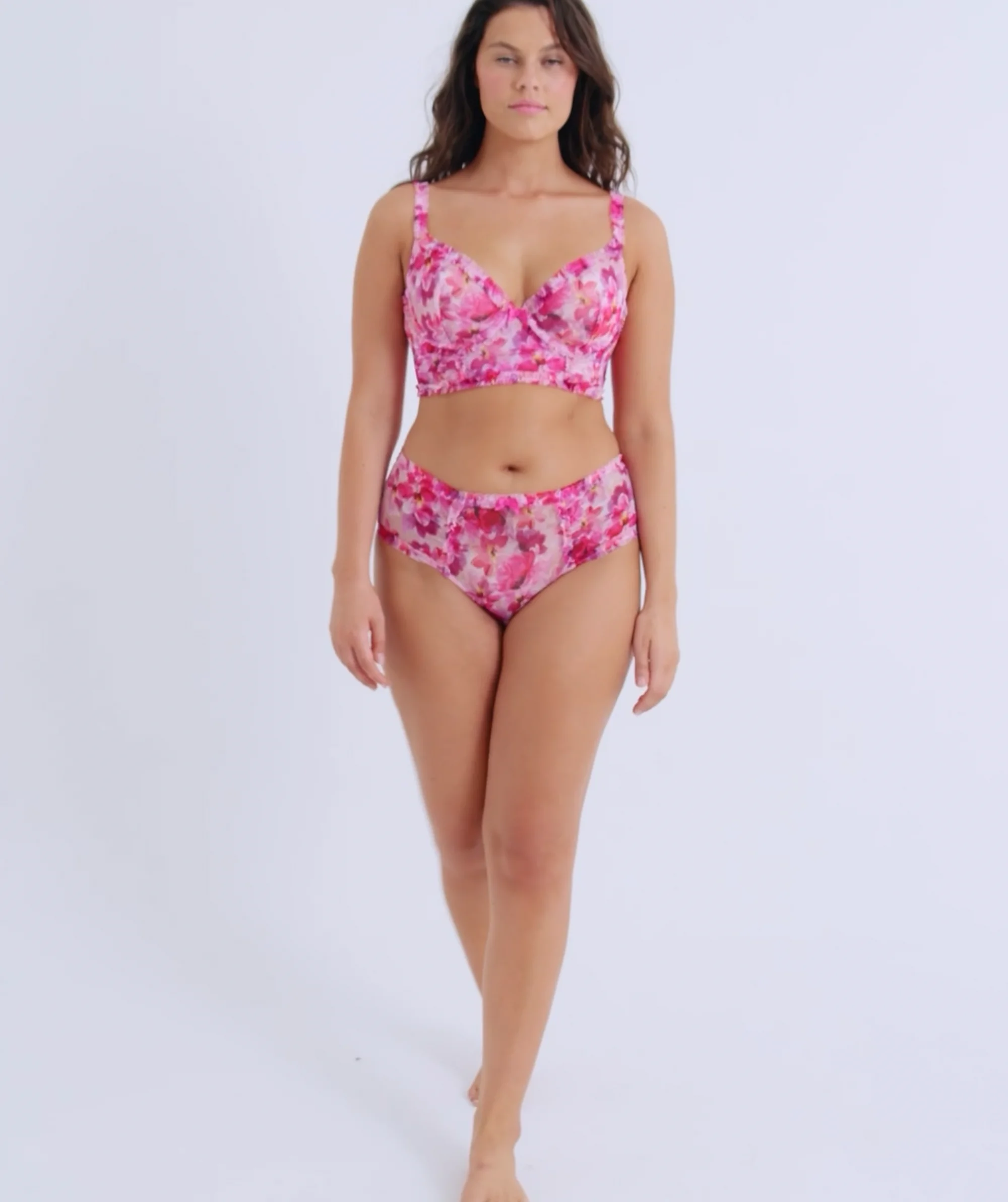 48-01477901-bra-01489301-bot on Vimeo