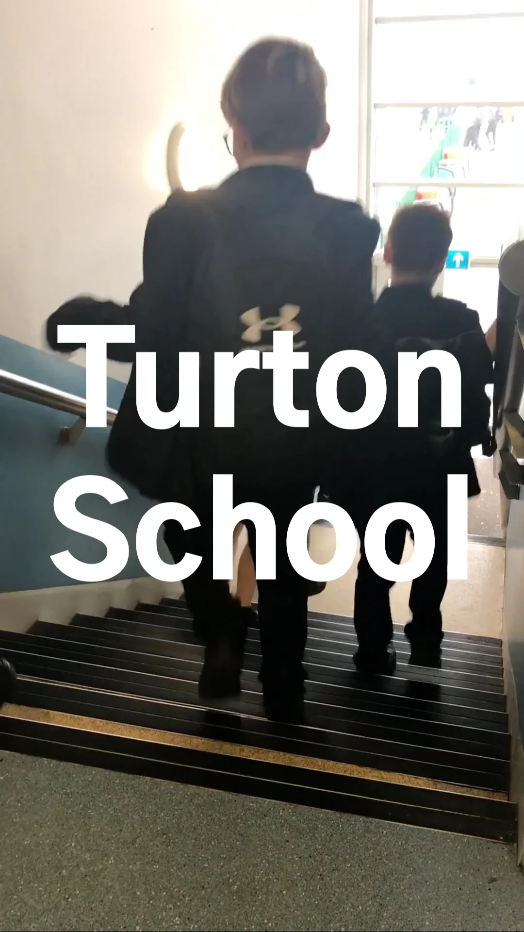 Lunch time rush on Vimeo