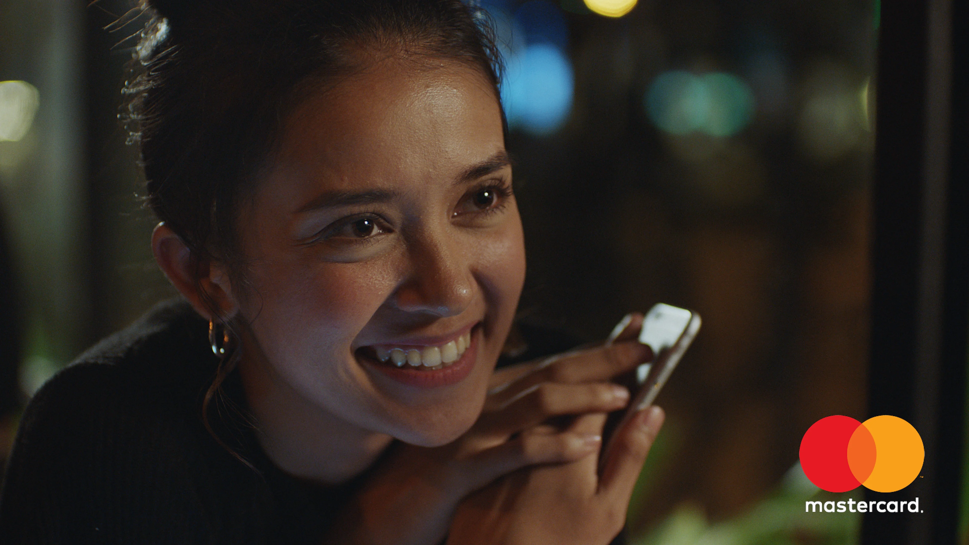 COMMERCIAL: MASTERCARD: 'QR, THE RESTAURANT'