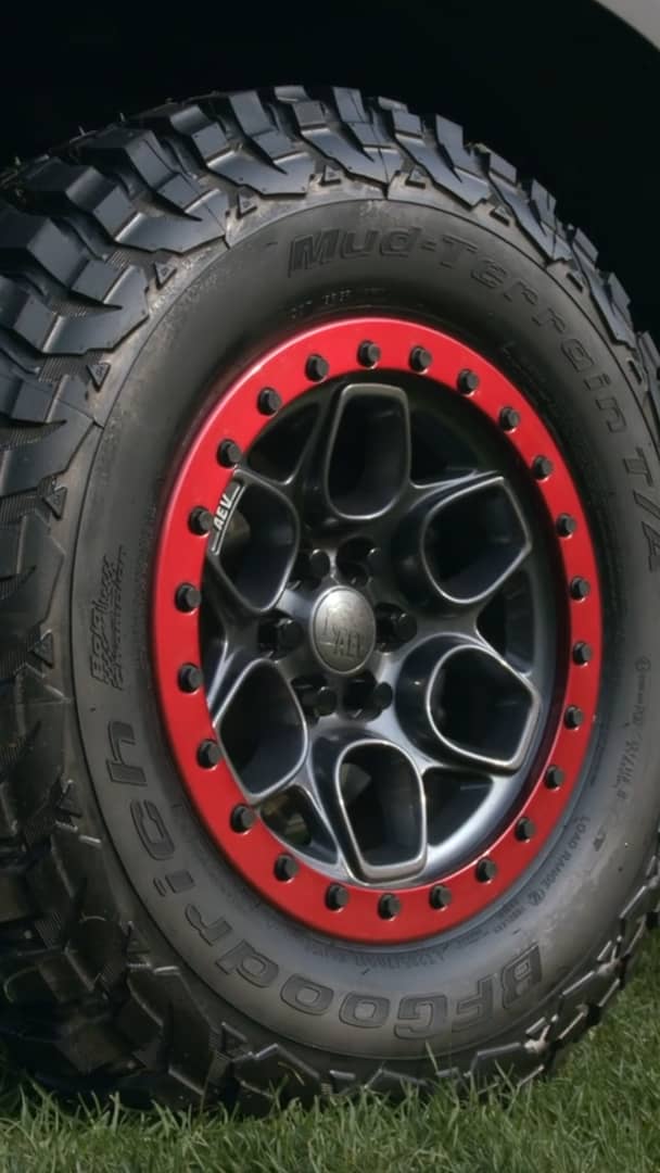 SmartCap® EVOa Adventure GMC Canyon Edition (Portrait) on Vimeo