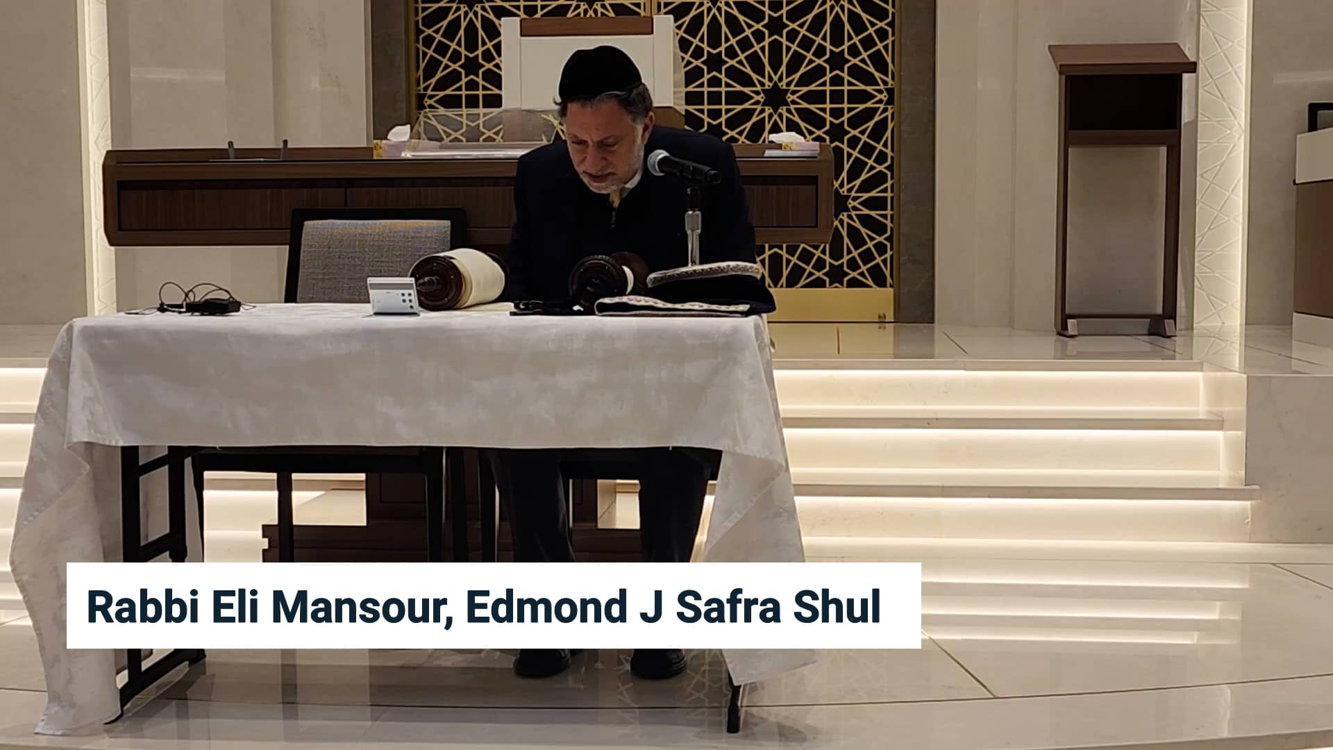 Rabbi Eli Mansour, Edmond J Safra Shul, With Tehillim on Klaf Tefilah ...