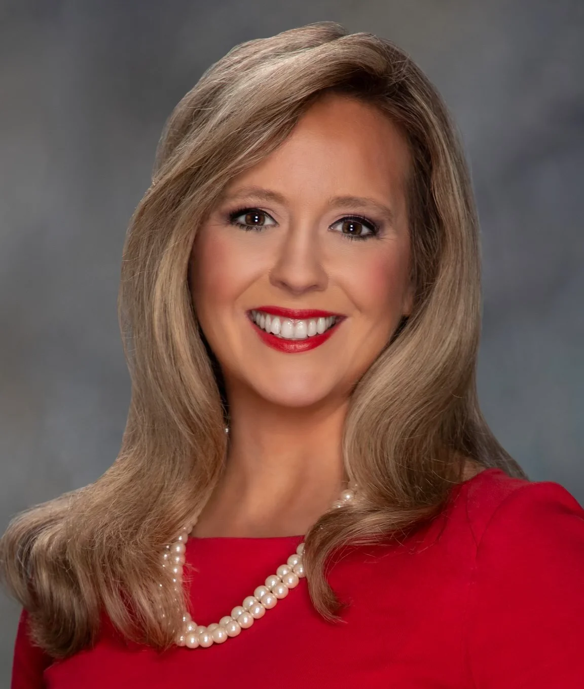 Ashley Knight: News Anchor/Reporter