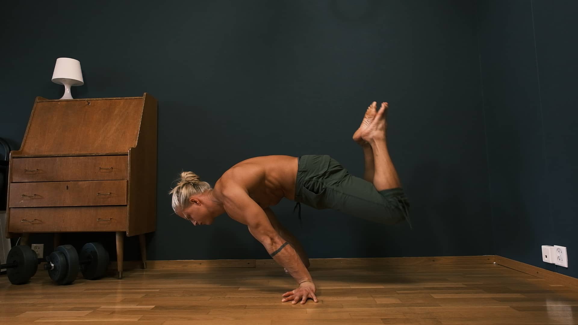 Half lay planche on Vimeo