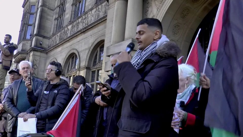 11.11.23 Qasem El-Farra speaking outside Sheffield Town Hall on Vimeo
