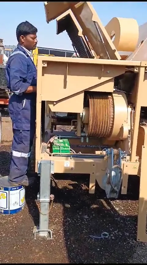 TESMEC CABLE PULLER ARS 607 08914 on Vimeo