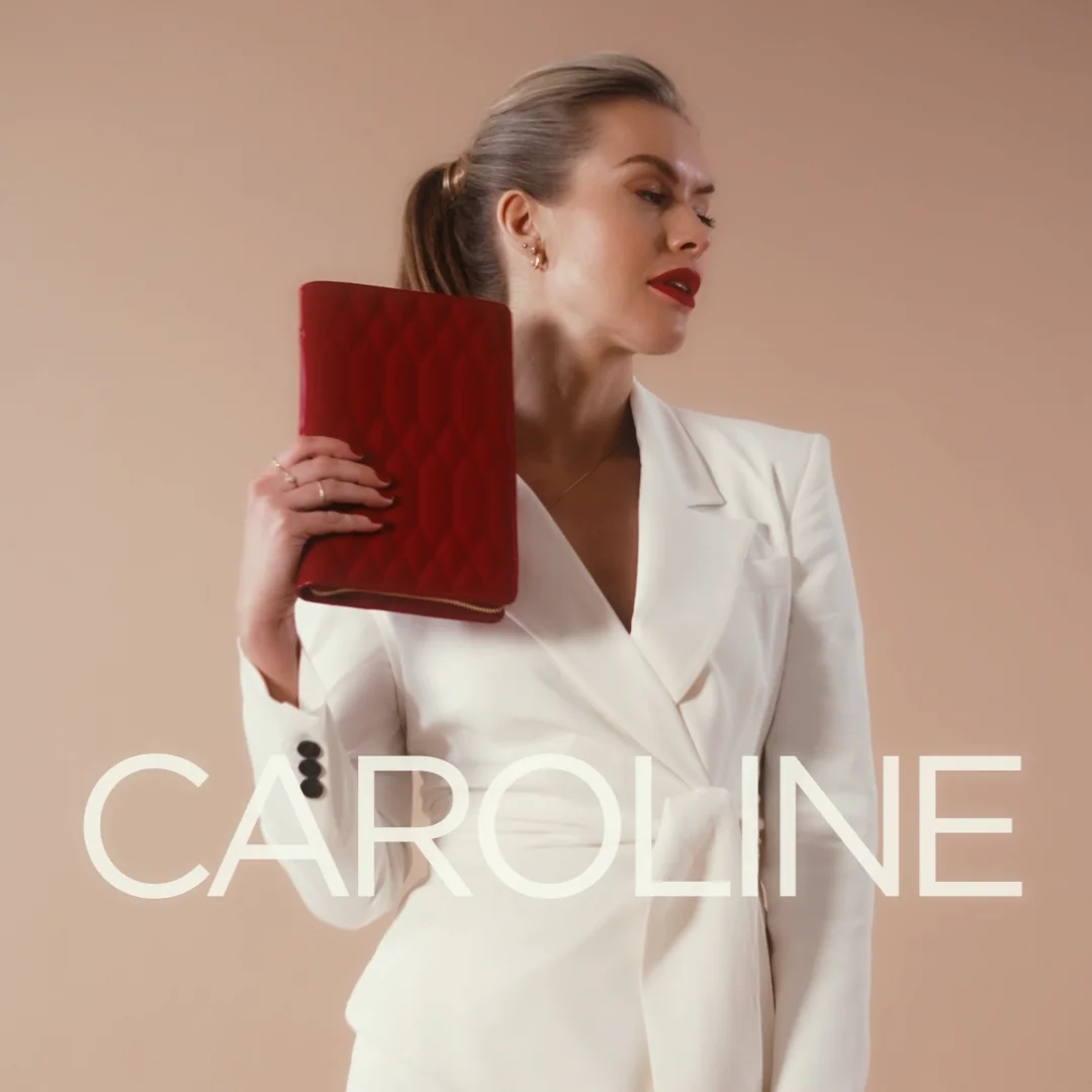 Wolf Caroline Black Leather Extra-Large Jewelry Box on Vimeo