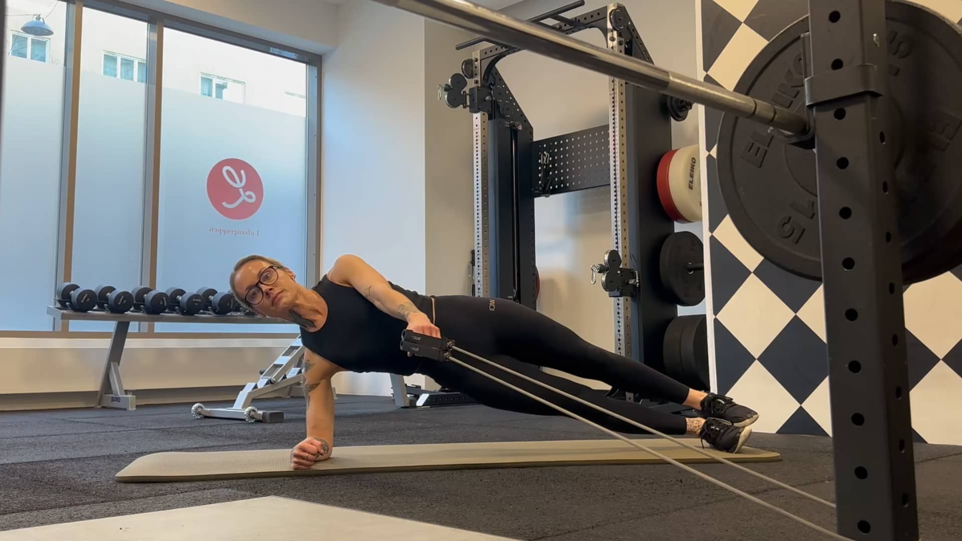 Sidoplanka med gummibandsrodd on Vimeo