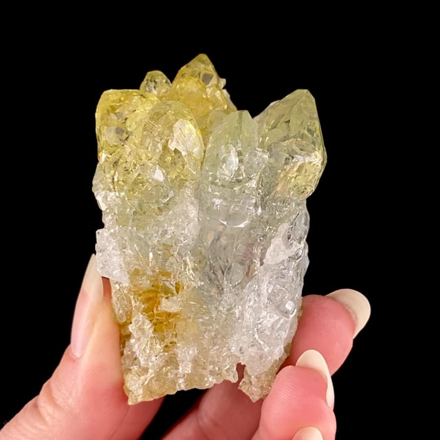 Zincite (human-made) (rare BLUE color!) | Zinc smelter slag locality ...