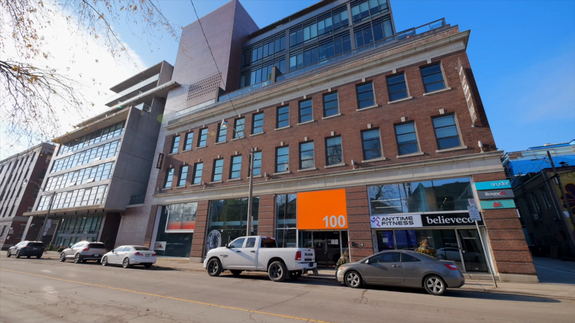 90 Broadview Ave, Toronto Unbranded