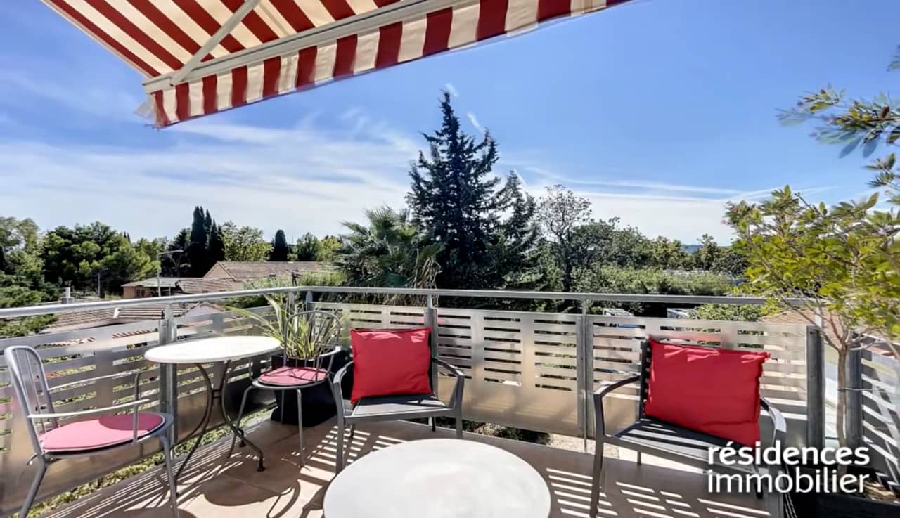 FRÉJUS - APPARTEMENT À VENDRE - 540 000 € - 102 m² - 4 pièces on Vimeo