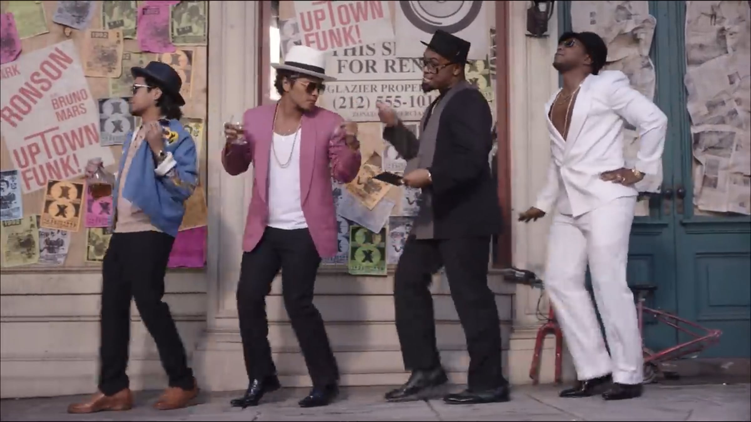 Mark Ronson - Uptown Funk (Official Video) ft. Bruno Mars | Videos ...