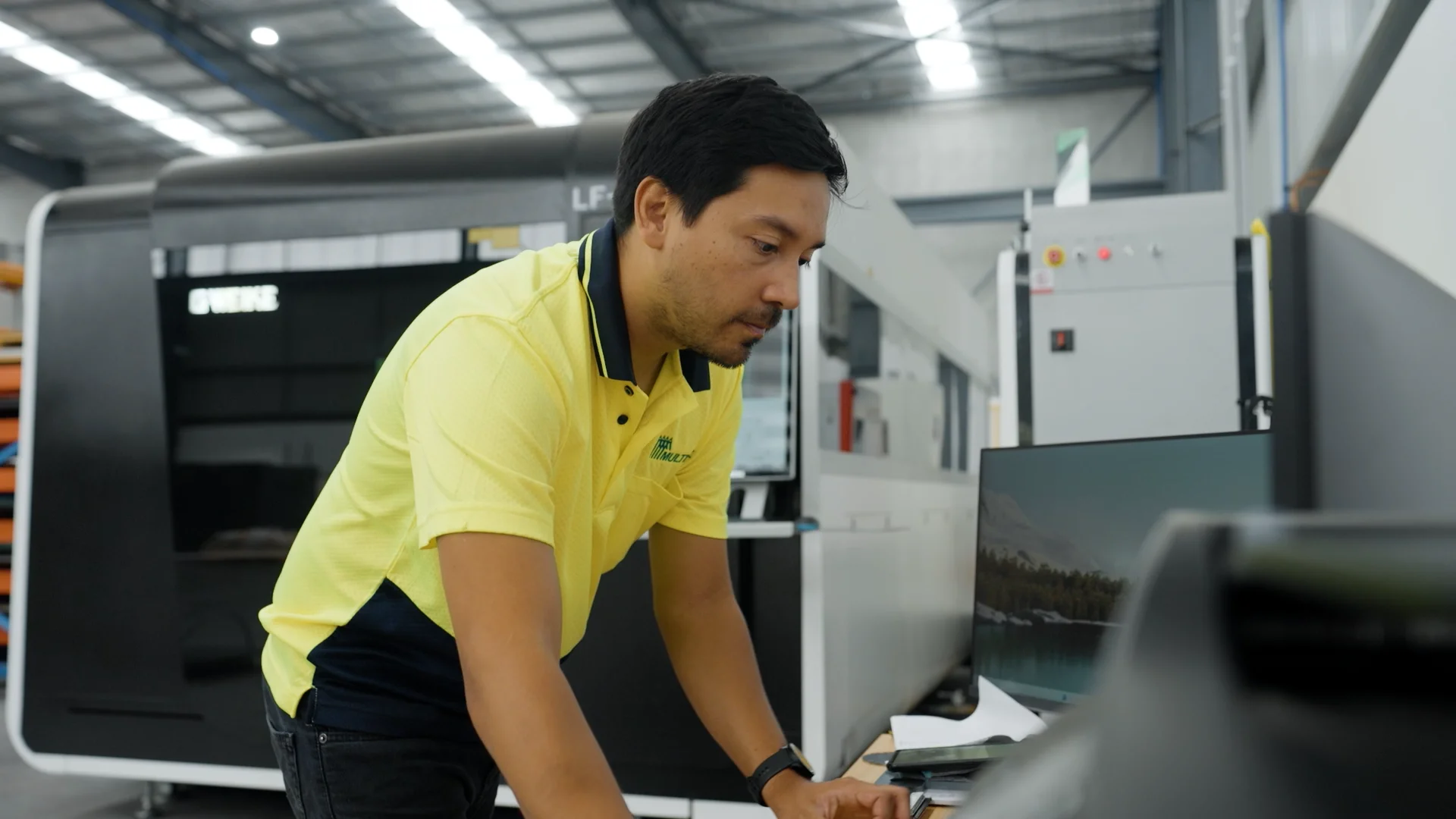 Multinail - Trailer on Vimeo