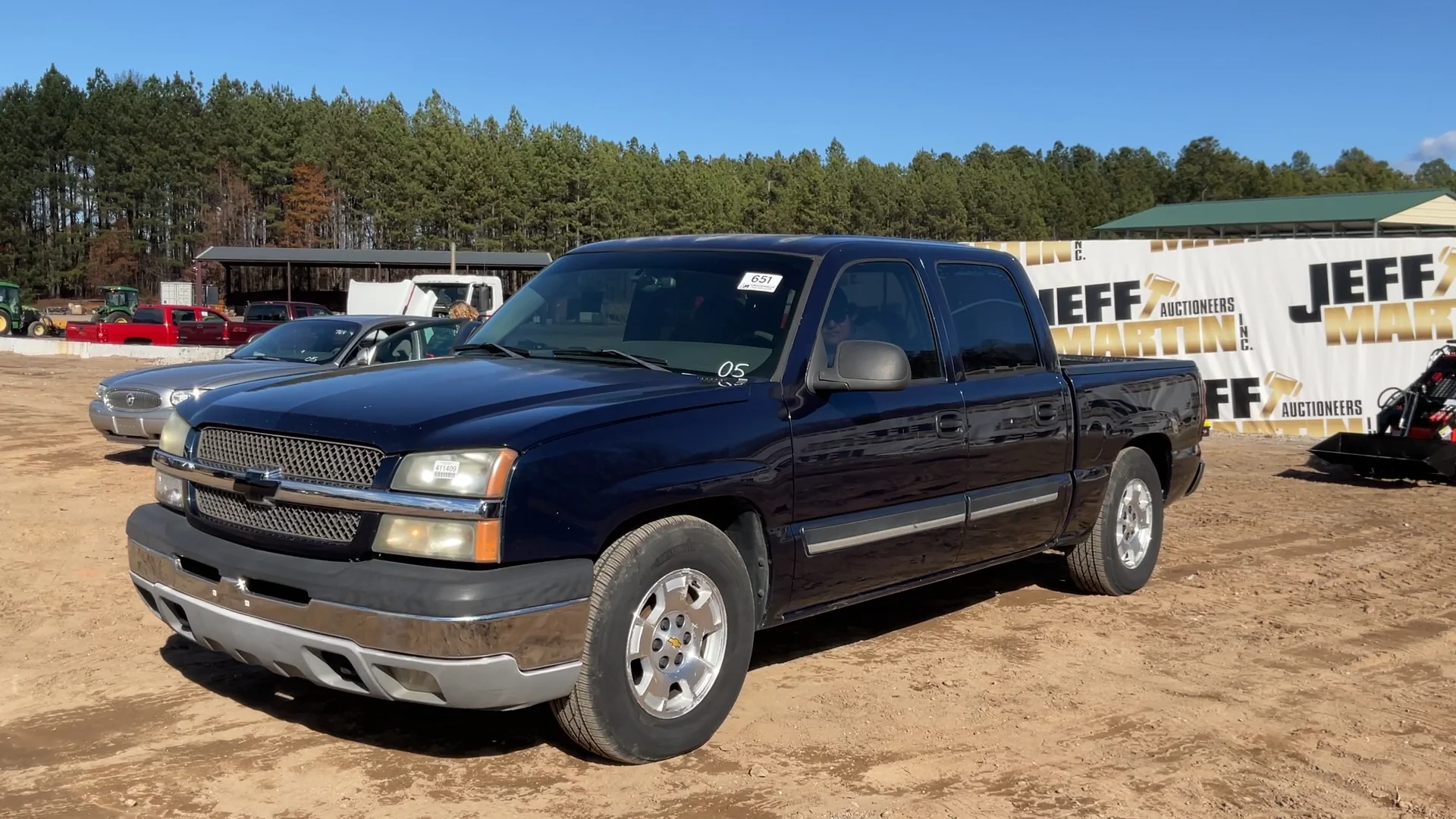 2005 CHEVROLET SILVERADO CREW CAB PICKUP VIN 2GCEC13T451353250 on Vimeo