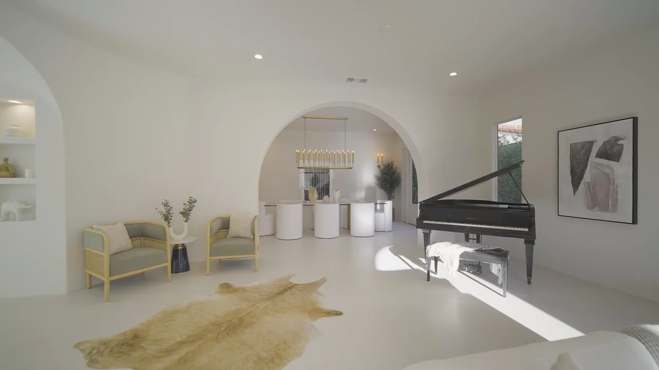 Emil & Ellie Hartoonian present: 25591 Prado De Azul, Calabasas, CA 91302