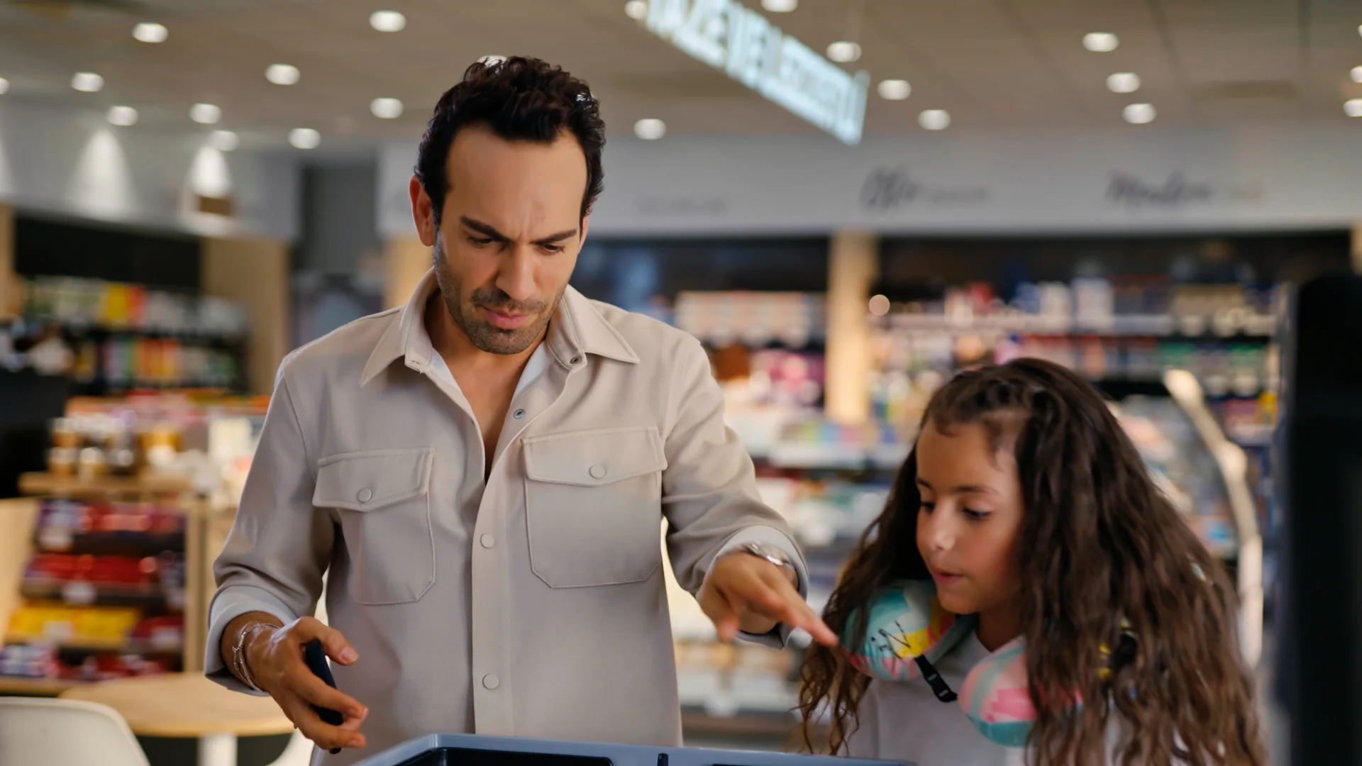 Total Energies | Bonjour Market Reklam Filmi on Vimeo