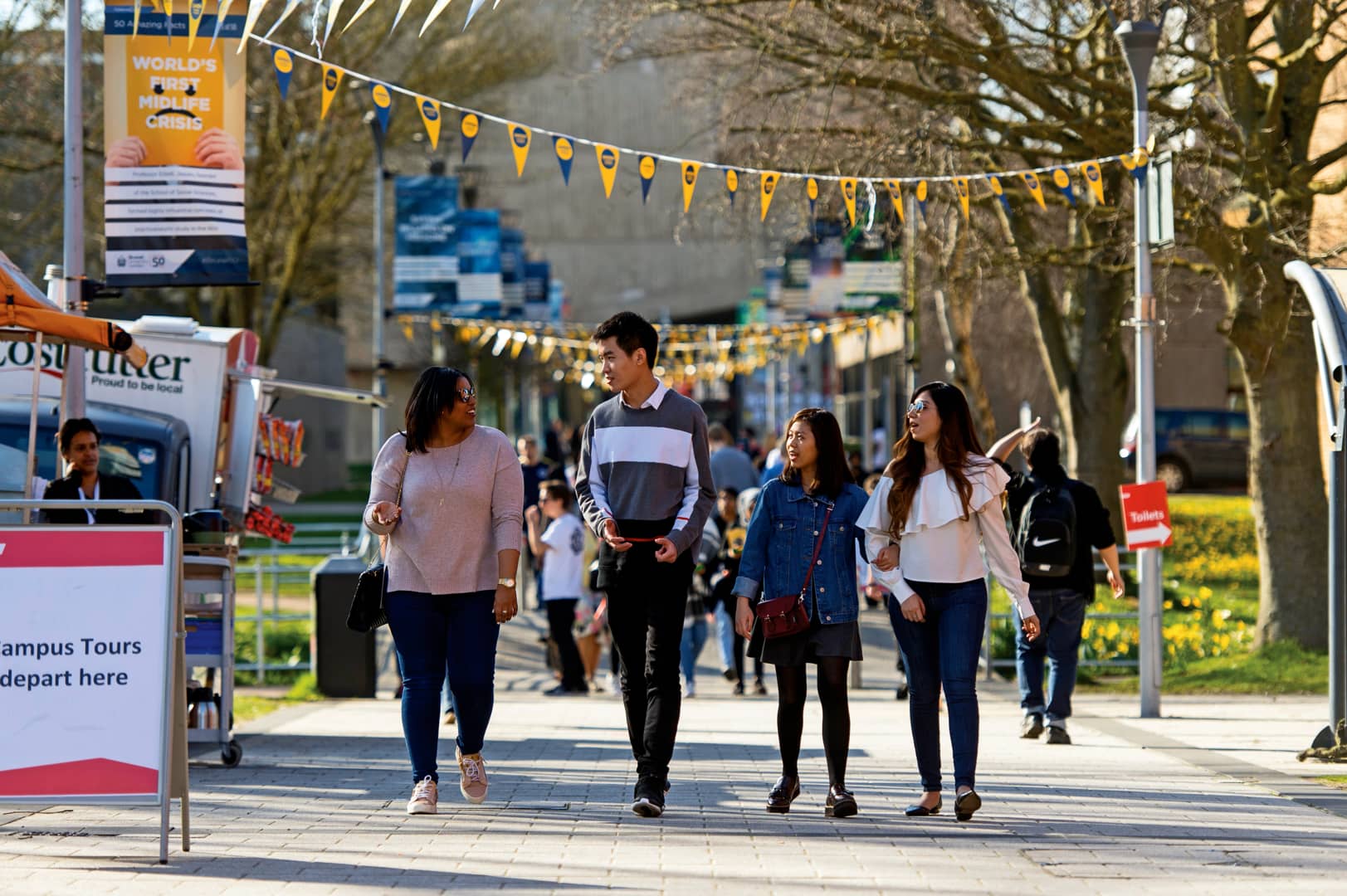 Brunel Winter Graduation 2023 14th December 11am on Vimeo