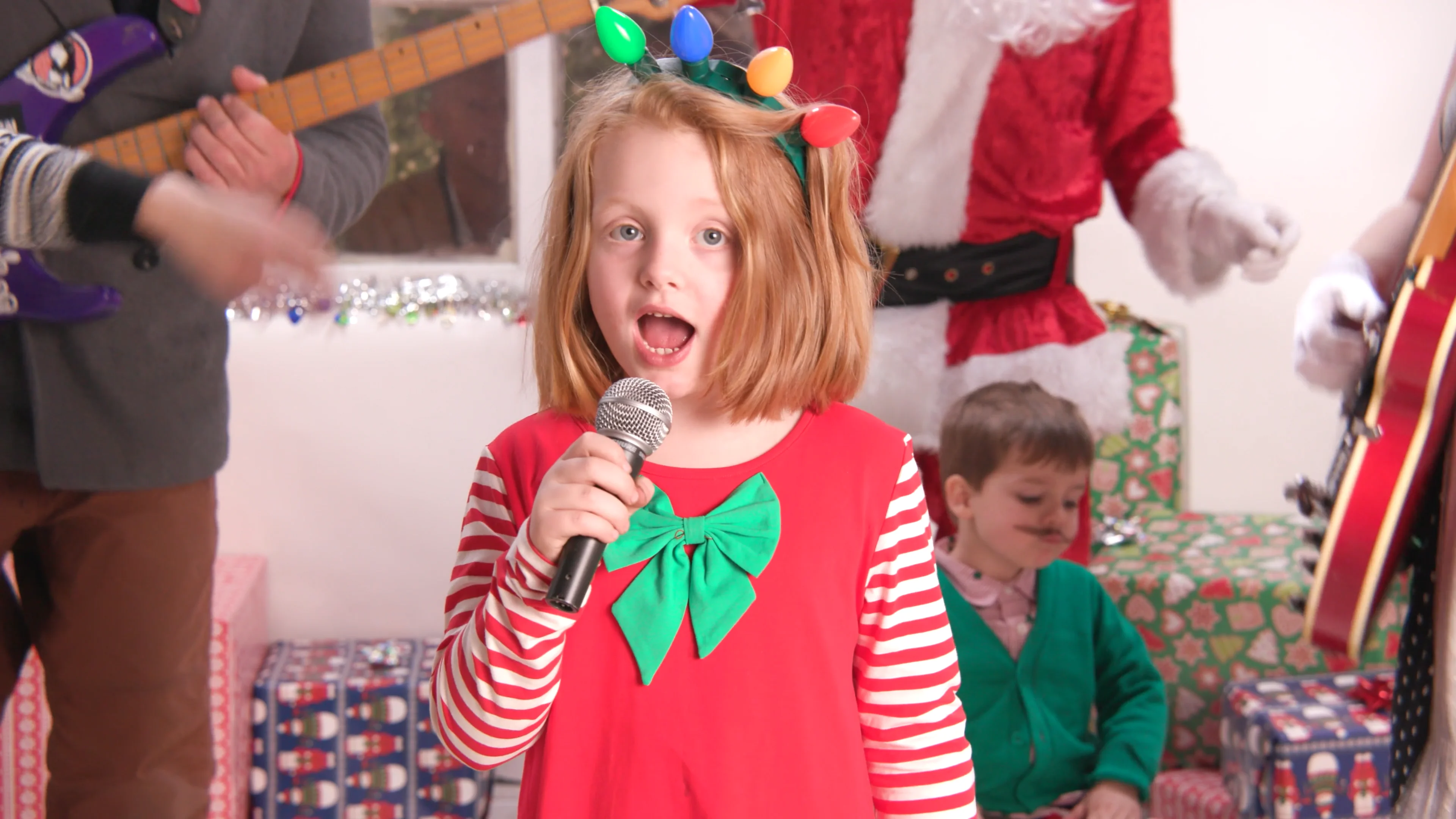 Villanova Family Christmas Card 2023 on Vimeo