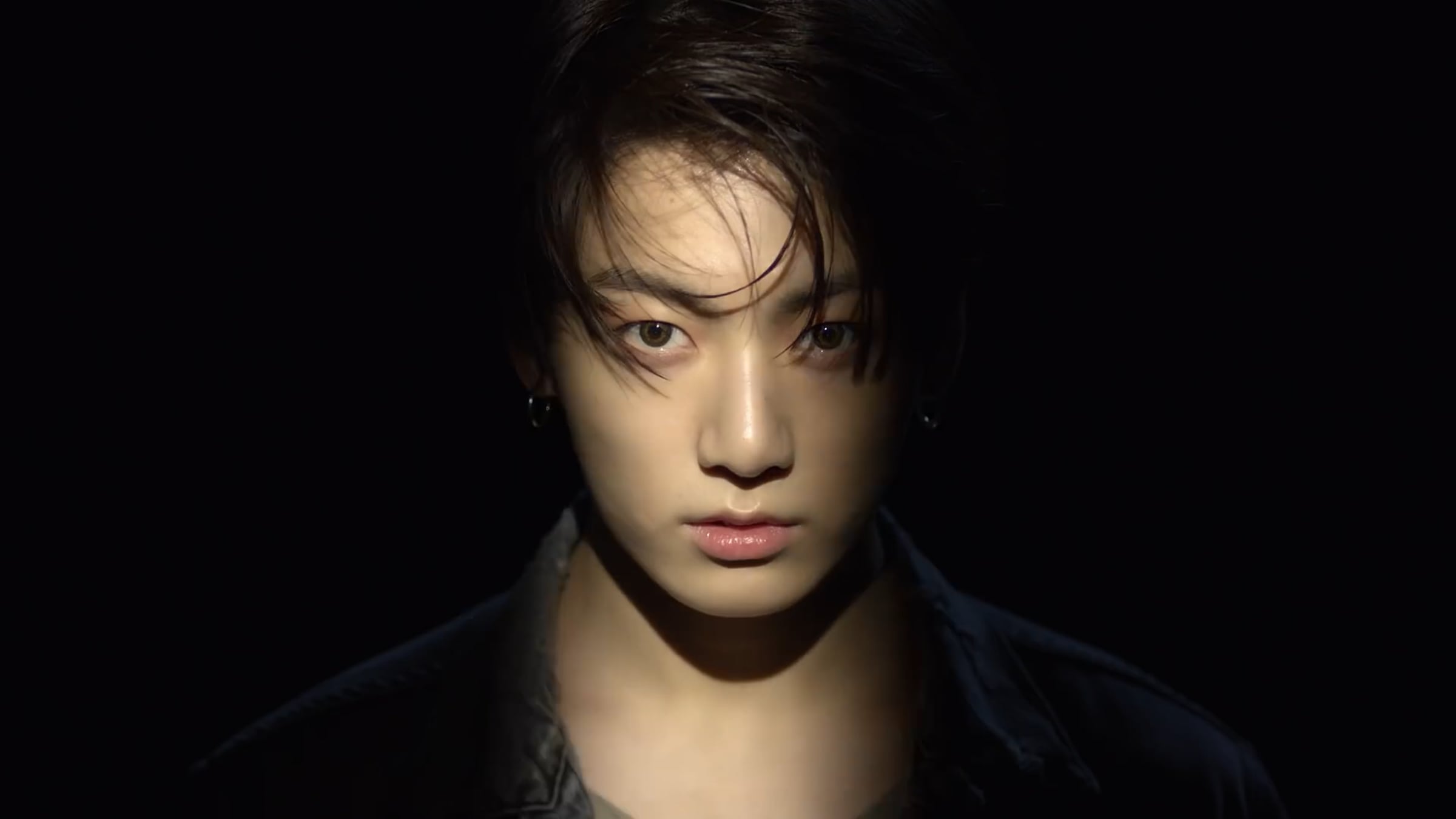 BTS_(방탄소년단)_'FAKE_LOVE'_Official_MV(1080p) | Videos & Movies on Vimeo
