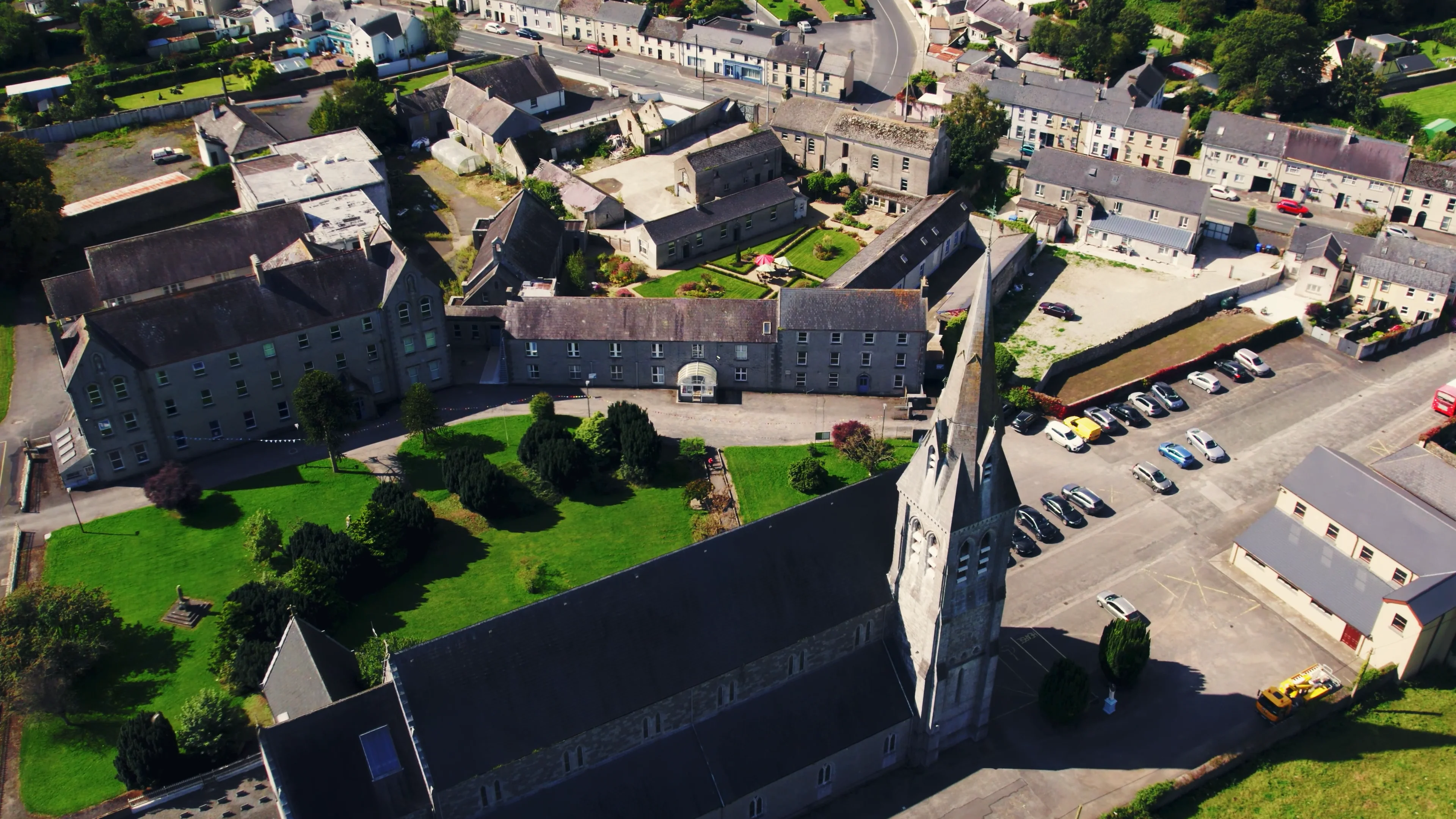 Bloom HQ – Work, Life, Balance on Vimeo