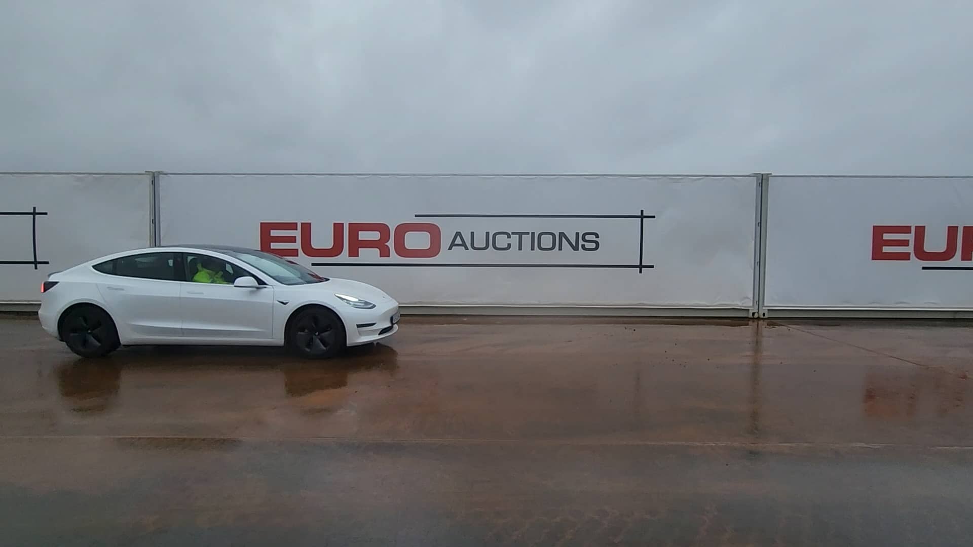 Tesla MODEL 3 LONG RANGE - Dromore February 24 on Vimeo