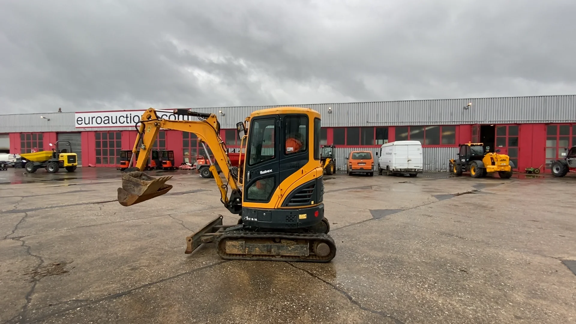 Hyundai R25z 9ak Dormagen February 24 On Vimeo