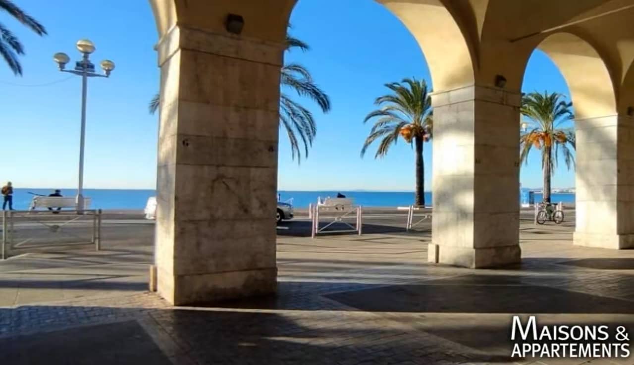 NICE - APPARTEMENT À VENDRE - 202 000 € - 34 m² - 2 pièces on Vimeo