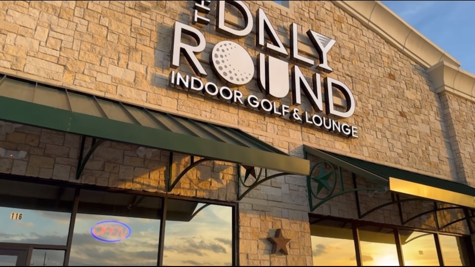 The Daly Round Sports Bar & Indoor Golf