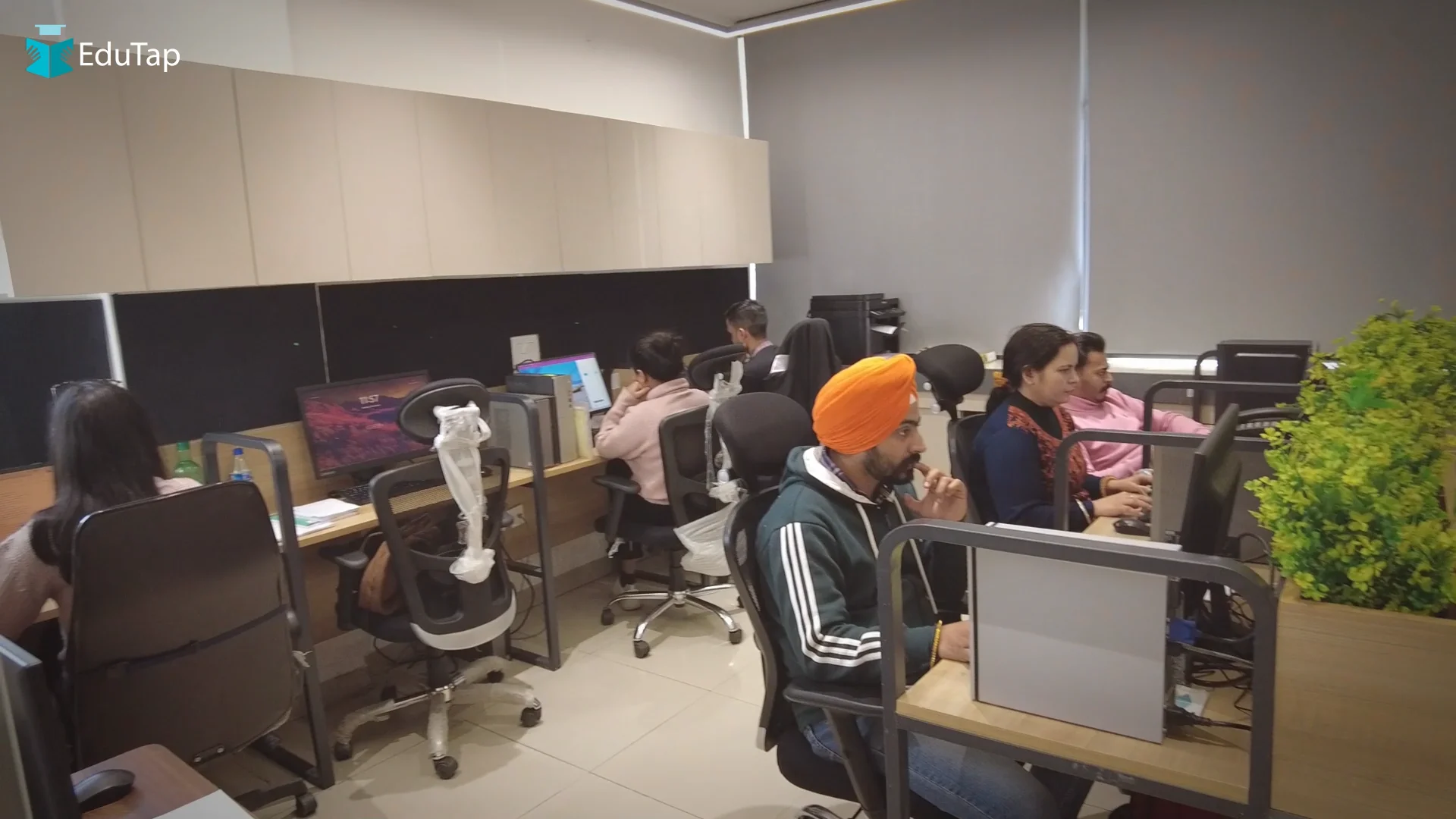 office video 2 on Vimeo