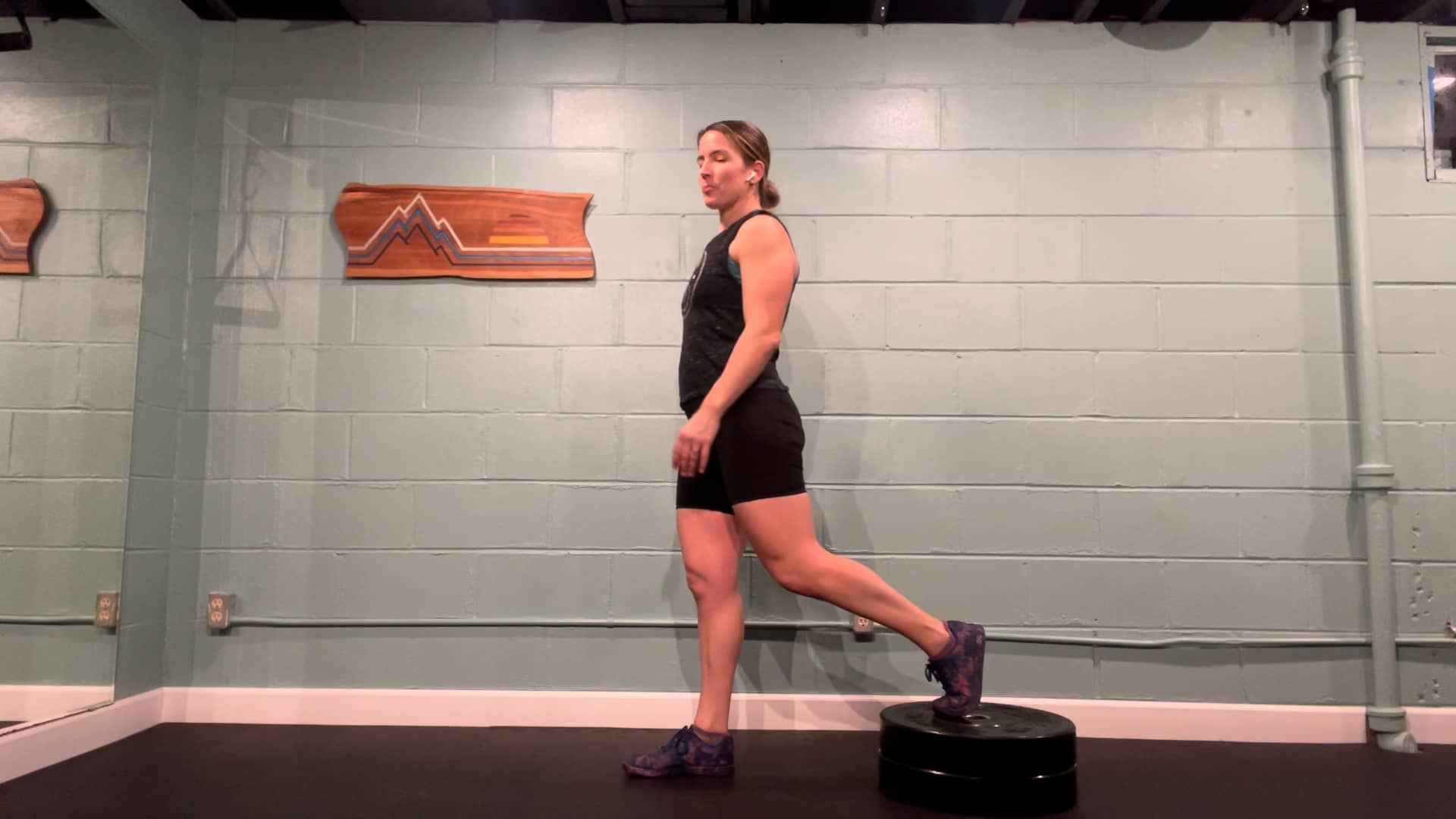 RFE Drop Split Squat on Vimeo