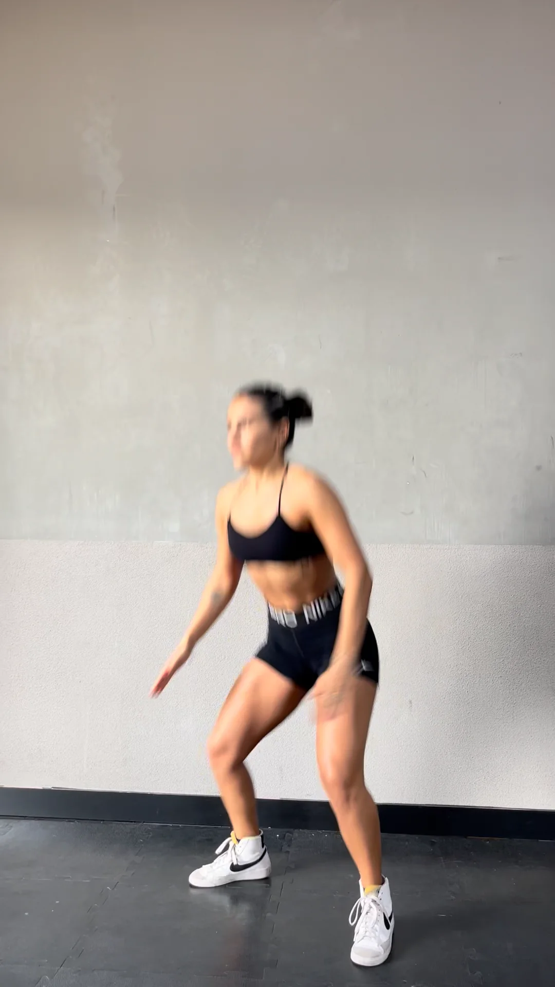 Jump squat on Vimeo