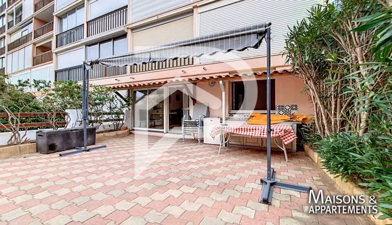 AGDE - APPARTEMENT À VENDRE - 162 500 € - 48 m² - 3 pièces on Vimeo