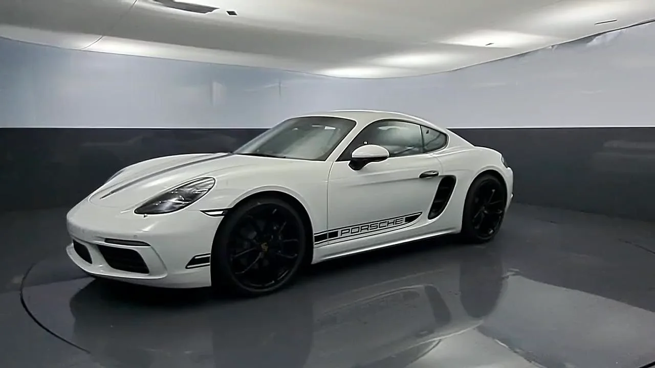 NEW 2024 PORSCHE CAYMAN at Braman Porsche (NEW) #P455419 on Vimeo