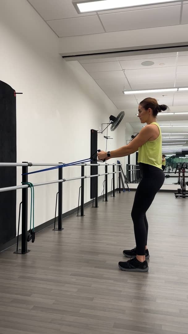 Standing Resisted Row on Vimeo