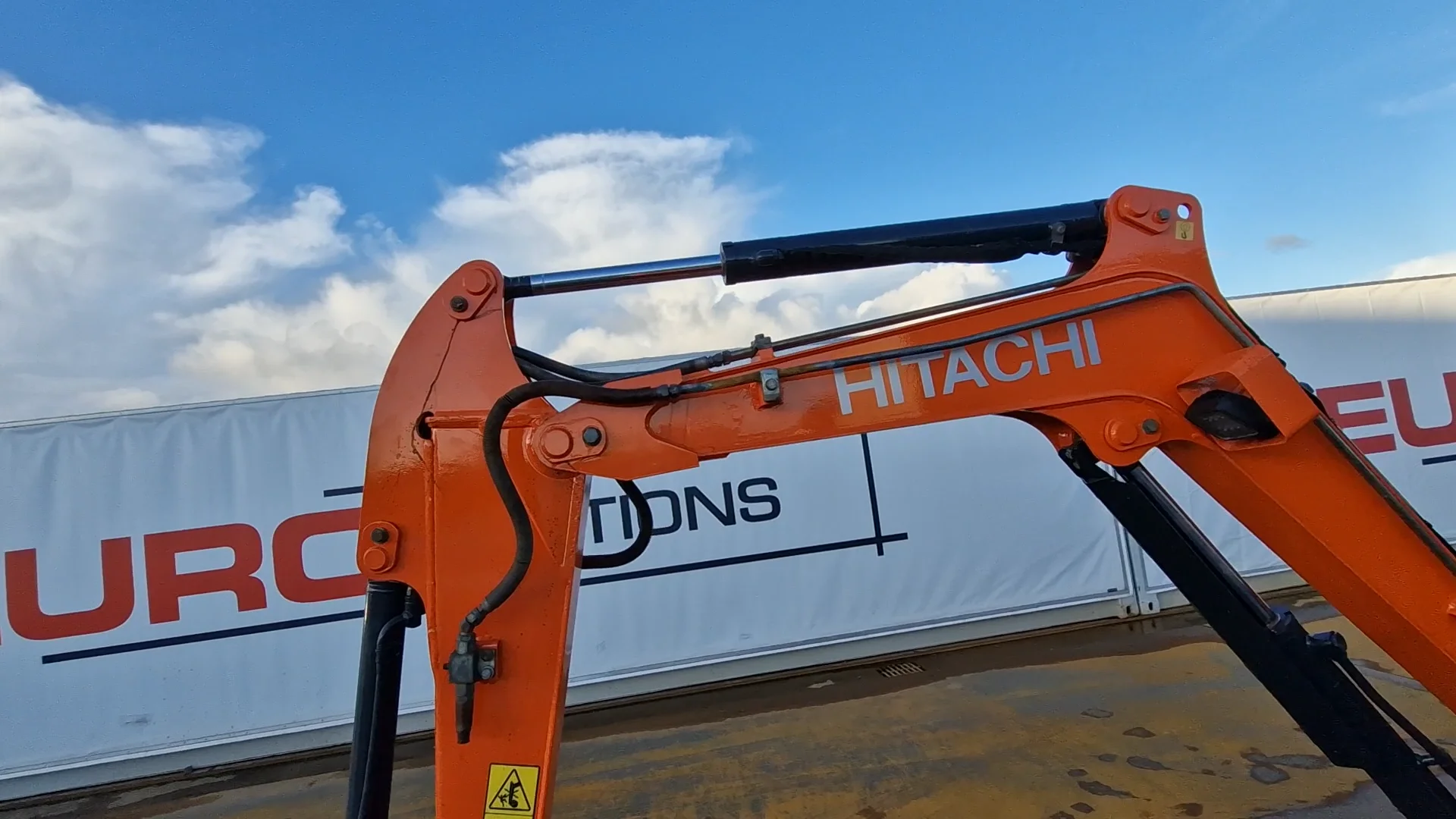 Hitachi ZX26U-5A CR - Dromore February 24 on Vimeo