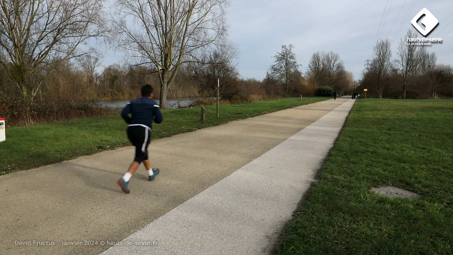 Extension du parc départemental du Chemin de l'Île à Nanterre, un ...
