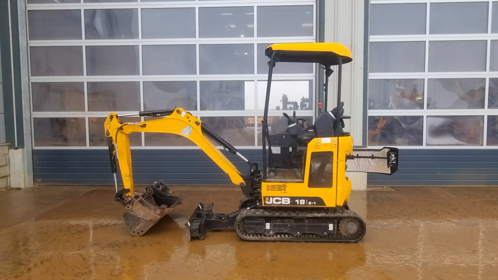 JCB 18Z-1 T3 - Leeds January 24 on Vimeo