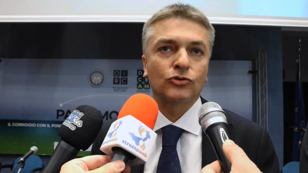 il Viceministro delle Infrastrutture e dei Trasporti on. Edoardo Rixi ...