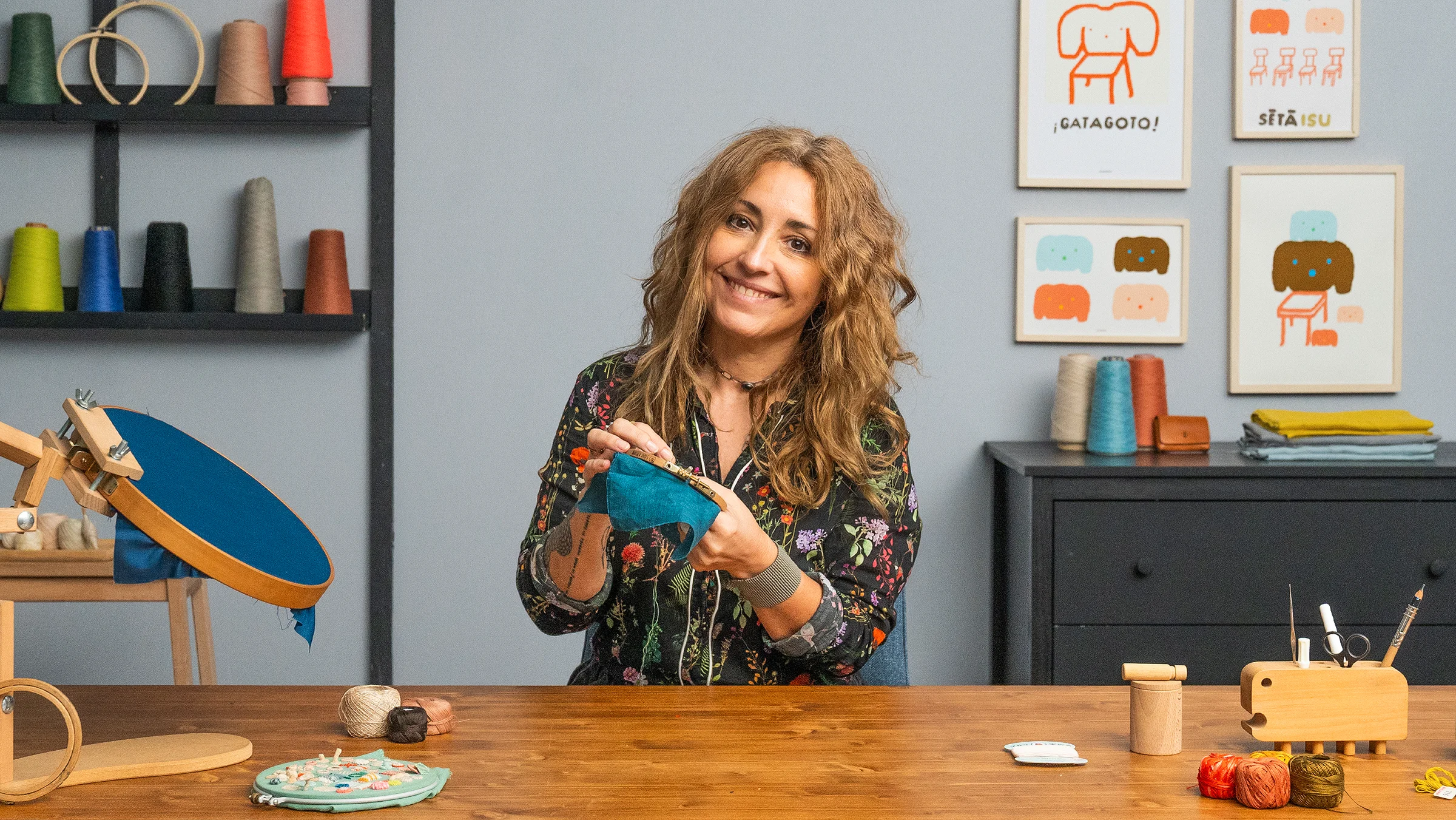 Bordado en relieve con la técnica de encaje con nudos A course by Adriana Torres on Vimeo