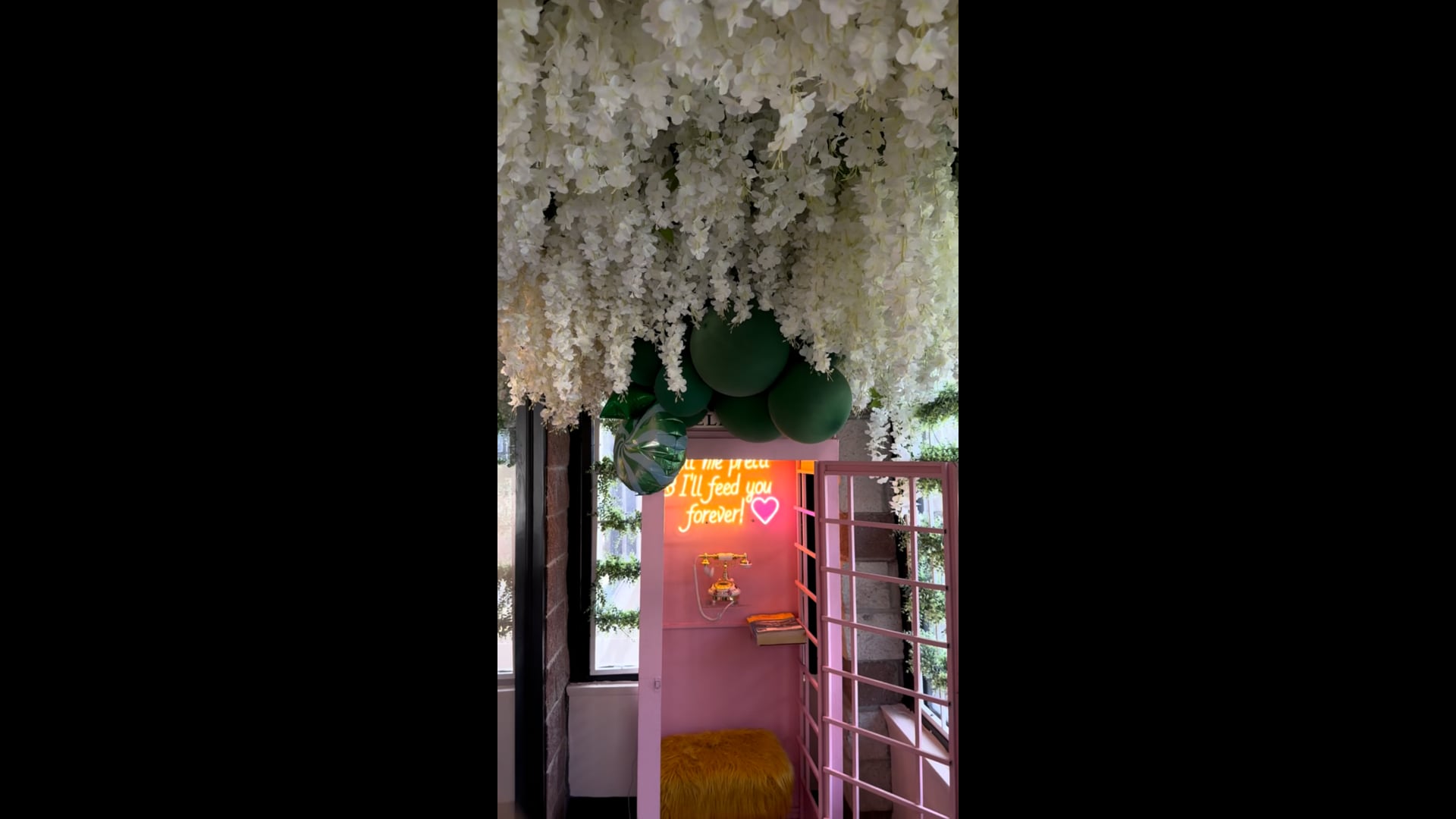 Drinks Food Hookah, Brunch Bar, Pretti Plates Brunch Bar - PRETTI ...