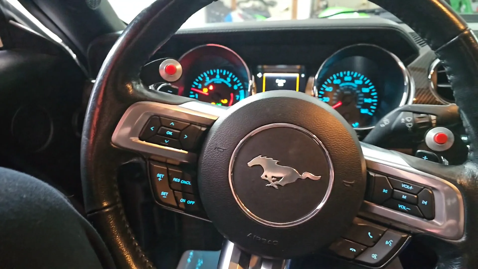 16 tt mustang gt premium