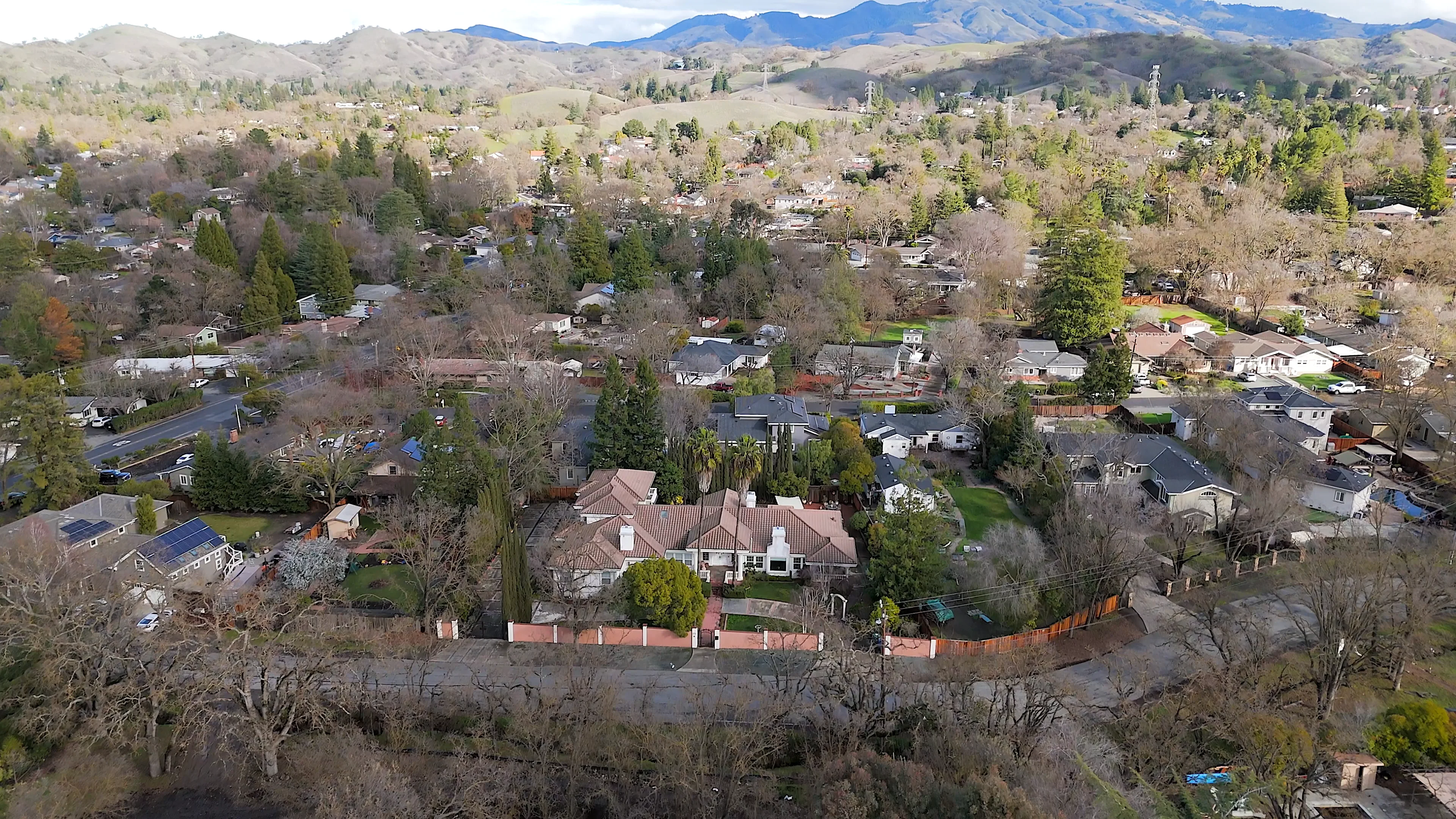 24 Grover Court, Walnut Creek - Presented by: Kim O’neill and Rick Bernard