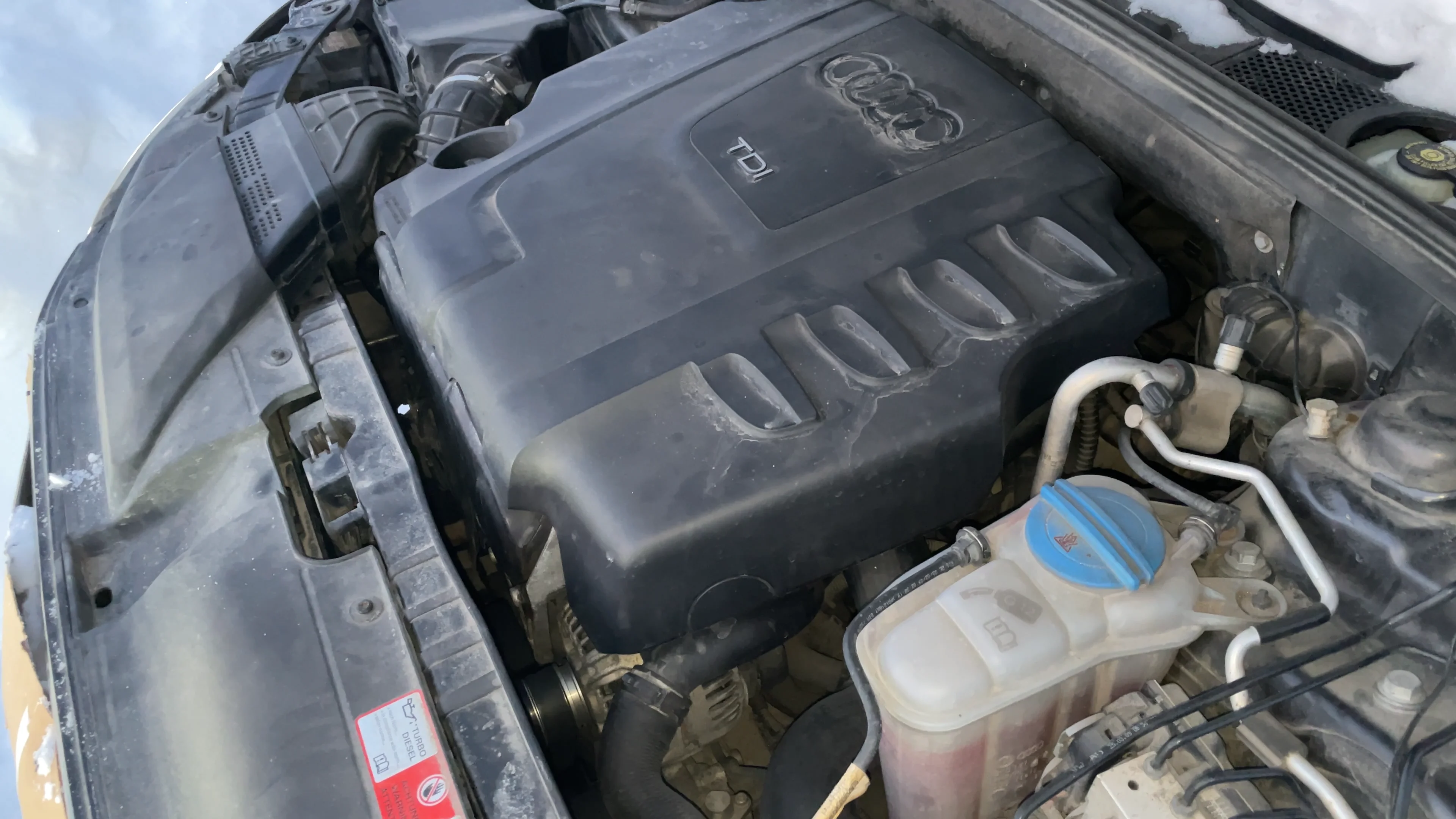 A4 B8 2.0 TDI CAGA Engine on Vimeo