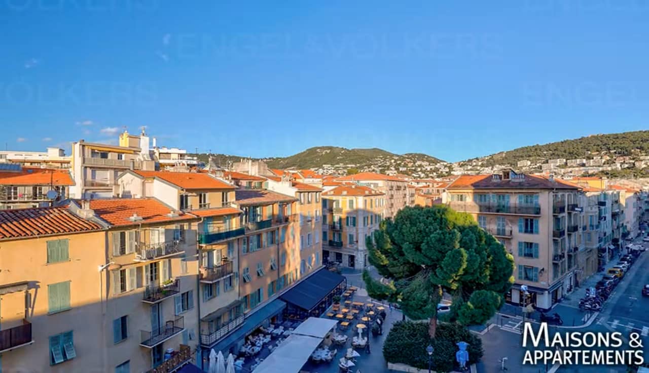 NICE - APPARTEMENT À VENDRE - 1 140 000 € - 137 m² - 5 pièces on Vimeo