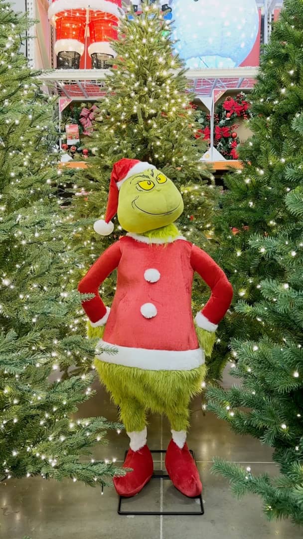 The Home Depot Grinch Social on Vimeo