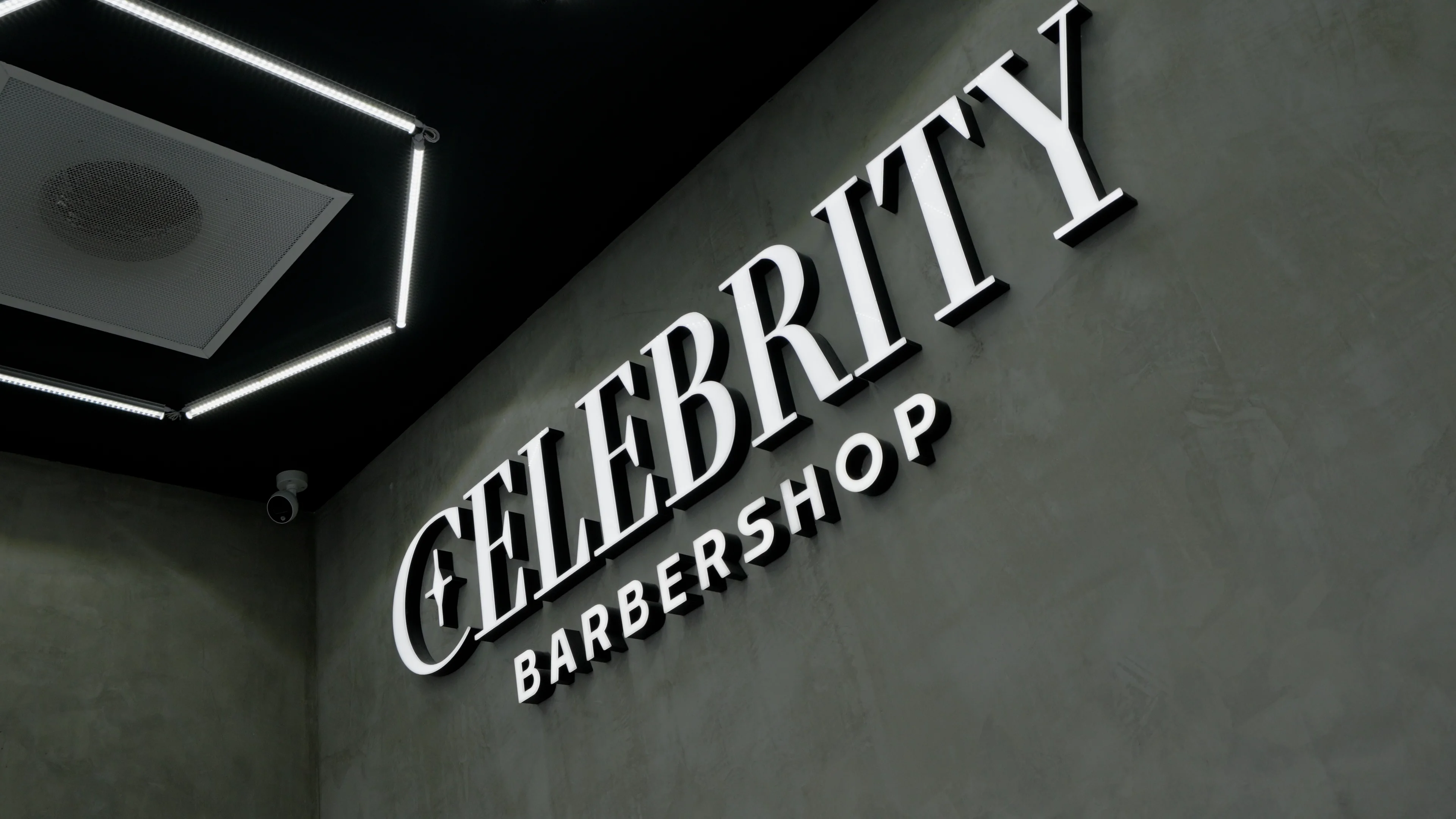 Promocional Celebrity Barber Shop Grand Outlet Riviera Maya | Edit Saúl ...